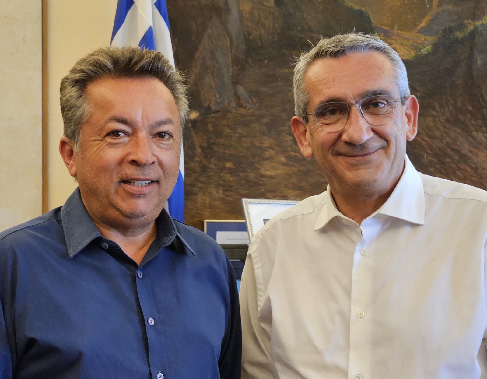 O Γιάννης Καμπούρης και ο Γιώργος Χατζηκαλημέρης από την Ρόδουποψήφιοι ...